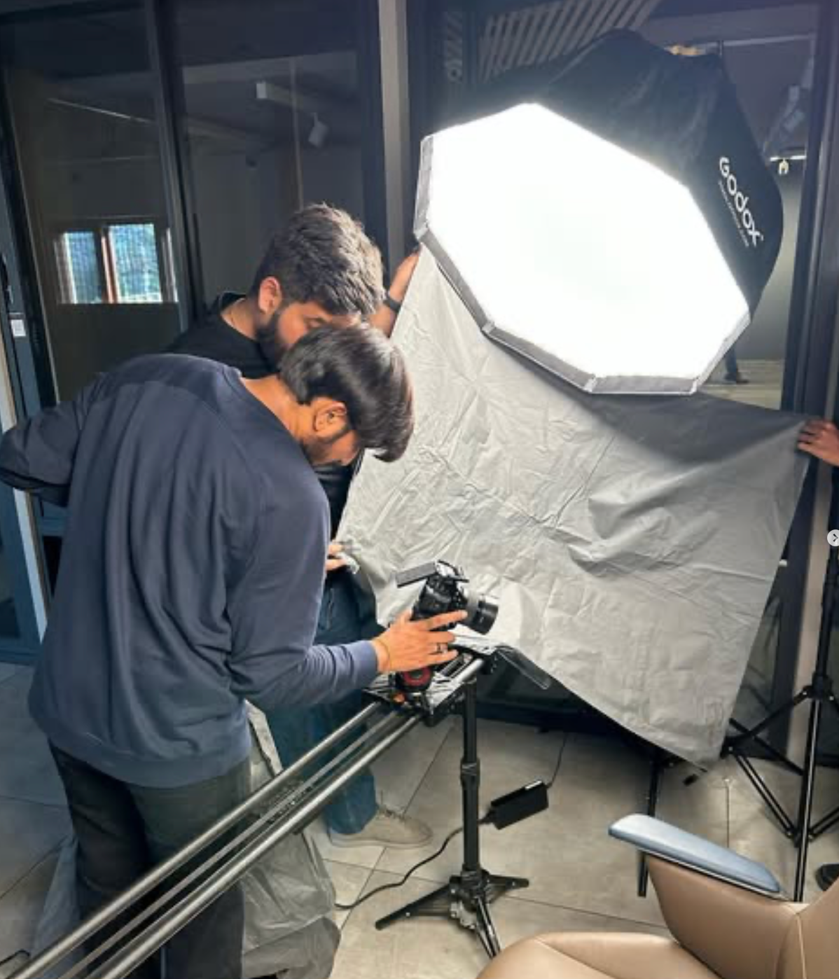 “The Great Debate: DIY vs Professional Explainer – Which One is Right ...